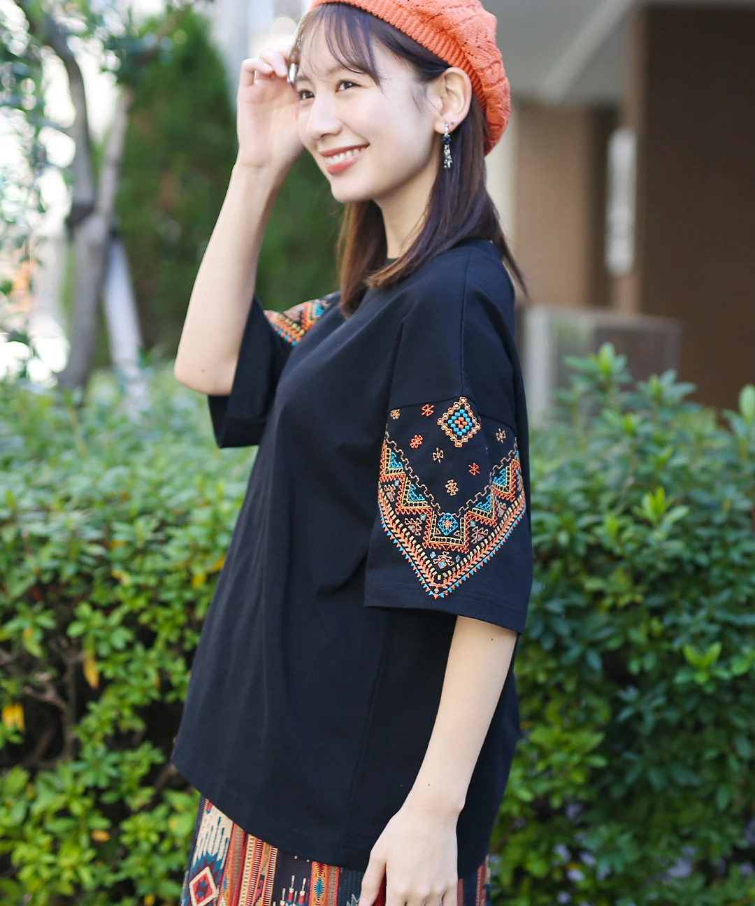 バンダナスリーブ刺繍Tシャツ / Tシャツ・カットソー バンダナスリーブ刺繍Tシャツ / Tシャツ・カットソー